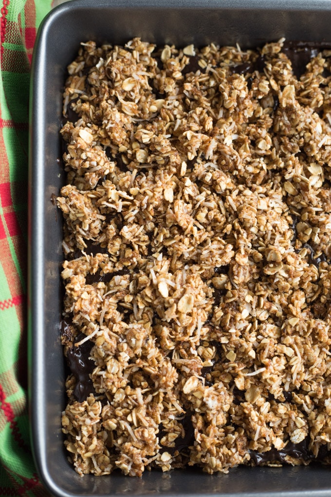 Chocolate Chai Spice Crumble Bars | Crumb Top Baking